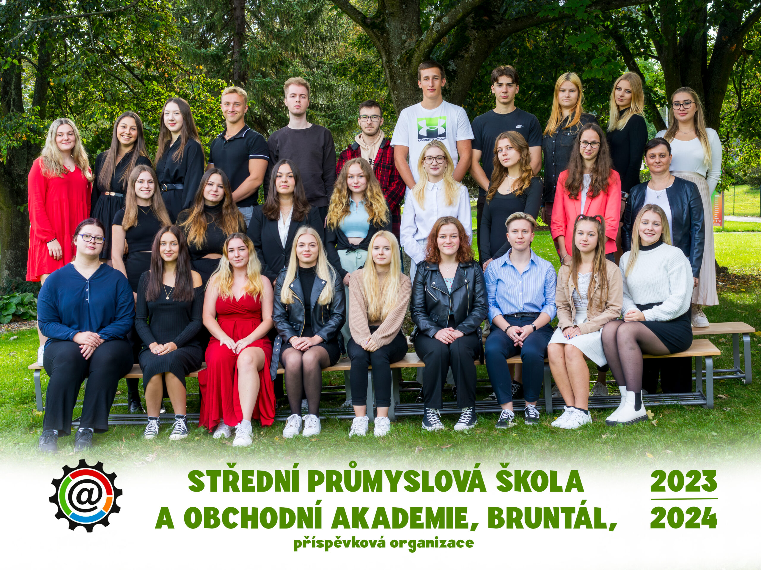 Foto tříd – Střední průmyslová škola a Obchodní akademie, Bruntál ...